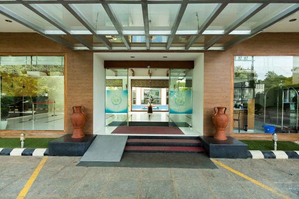 Good Hotels in Guruvayoor East Nada – Devaragam Hotel